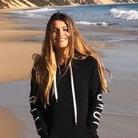 Bruna Paz De Marchi – Medium