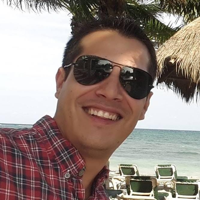 Juan Carlos – Medium