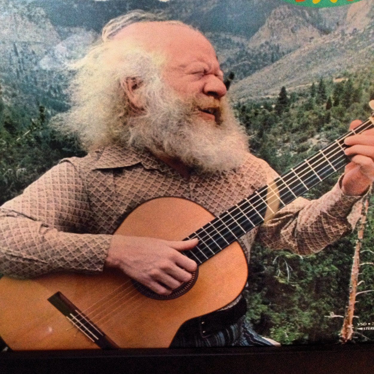 Matthew Ricciardi – Medium