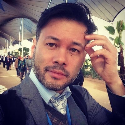 Simon CHIN-YEE – Medium