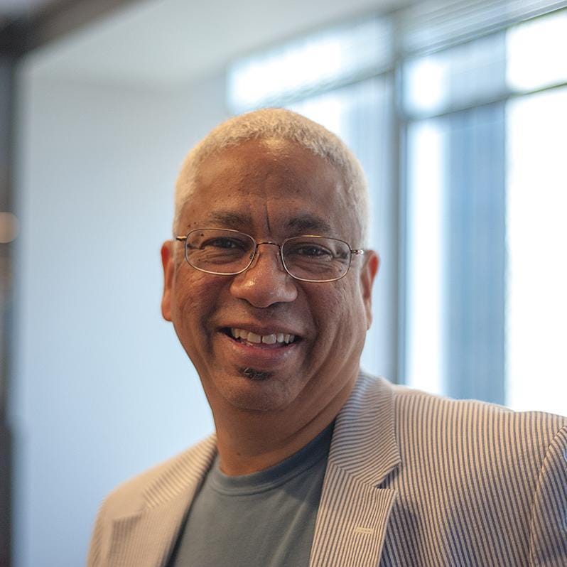 Jun Mhoon – Medium