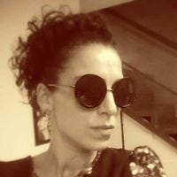 Helena Leão – Medium
