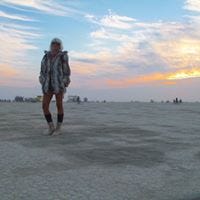 Jennifer Long – Medium