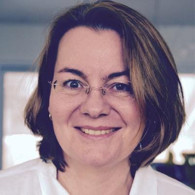 Karin Assmann – Medium