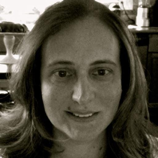 Michelle Lewis – Medium