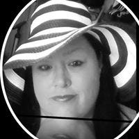 Amanda Hall – Medium