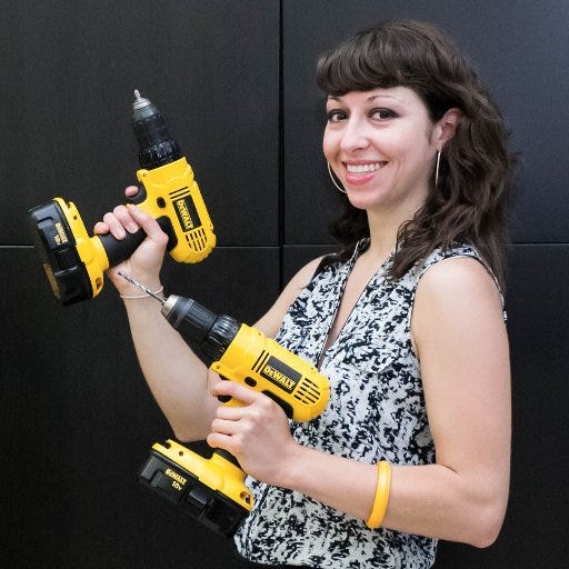 Jennifer Schachter – Medium