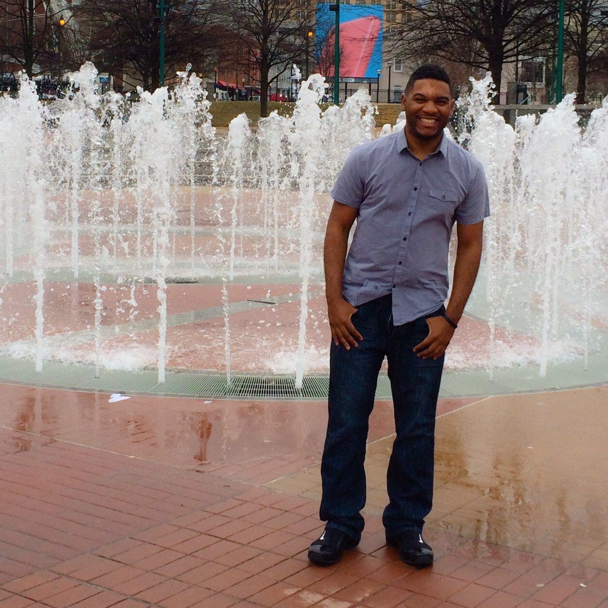 Ryan Abbey – Medium