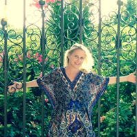 Sara Schaffer – Medium