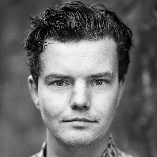 Tom Janssen – Medium