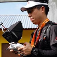 Edwin Lee – Medium