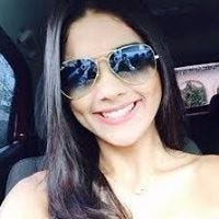 Nadia Andrade – Medium