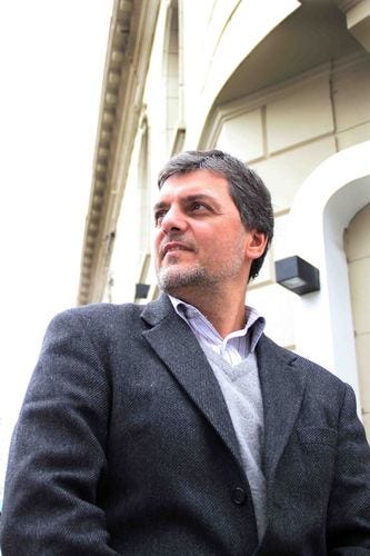 Carlos Marro – Medium