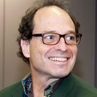 Sergio Tenenbaum – Medium
