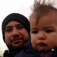 Johnny Coyle – Medium