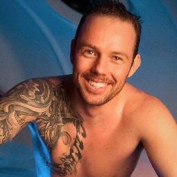 Shane Stott – Medium