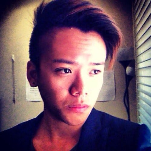 Ivan Loo – Medium