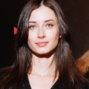 Annabelle Martinez – Medium