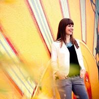 Christin Davis – Medium