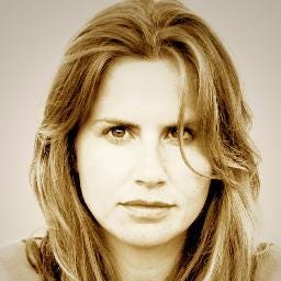 Monica Revilla – Medium