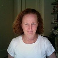 Hali Weiss – Medium