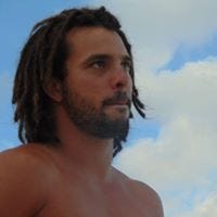 Arthur Macedo – Medium
