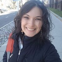 Andressa Toni – Medium