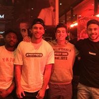 Jonathan Maroon – Medium