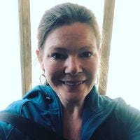 Christy Thomas – Medium