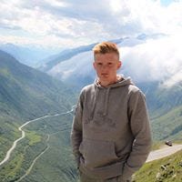 Daniel Storm – Medium