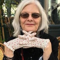 Laura Larson – Medium