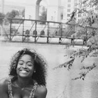 Adriena Williams – Medium