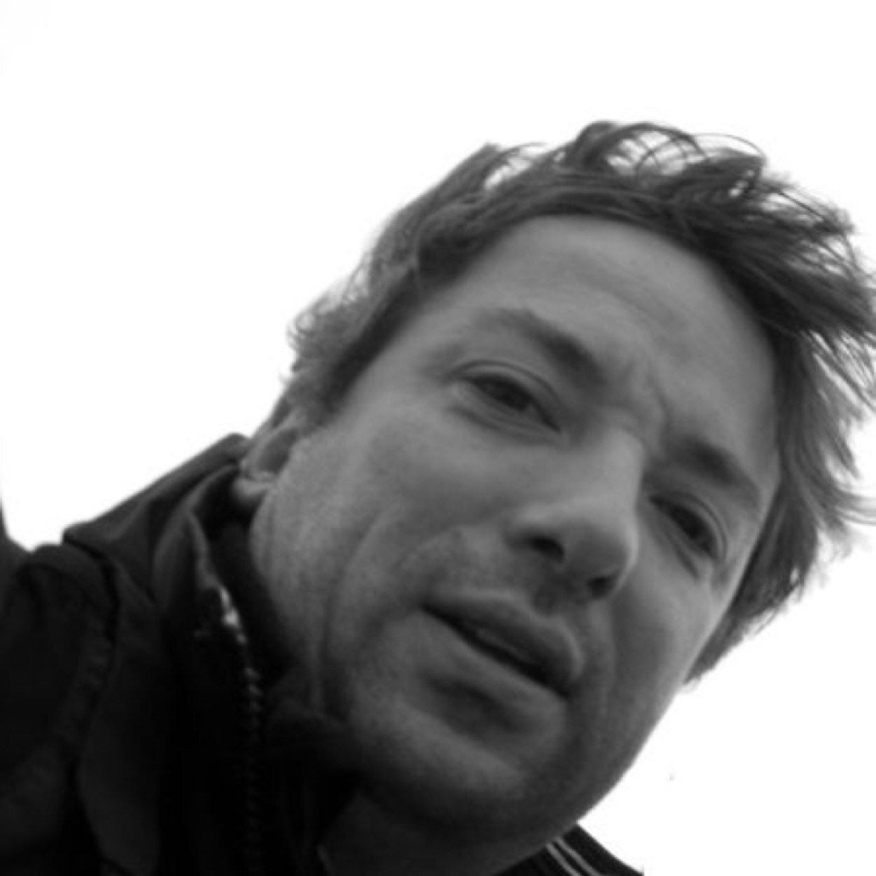 Alexander Grendel – Medium