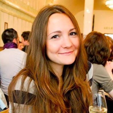 Shari Mahrdt – Medium