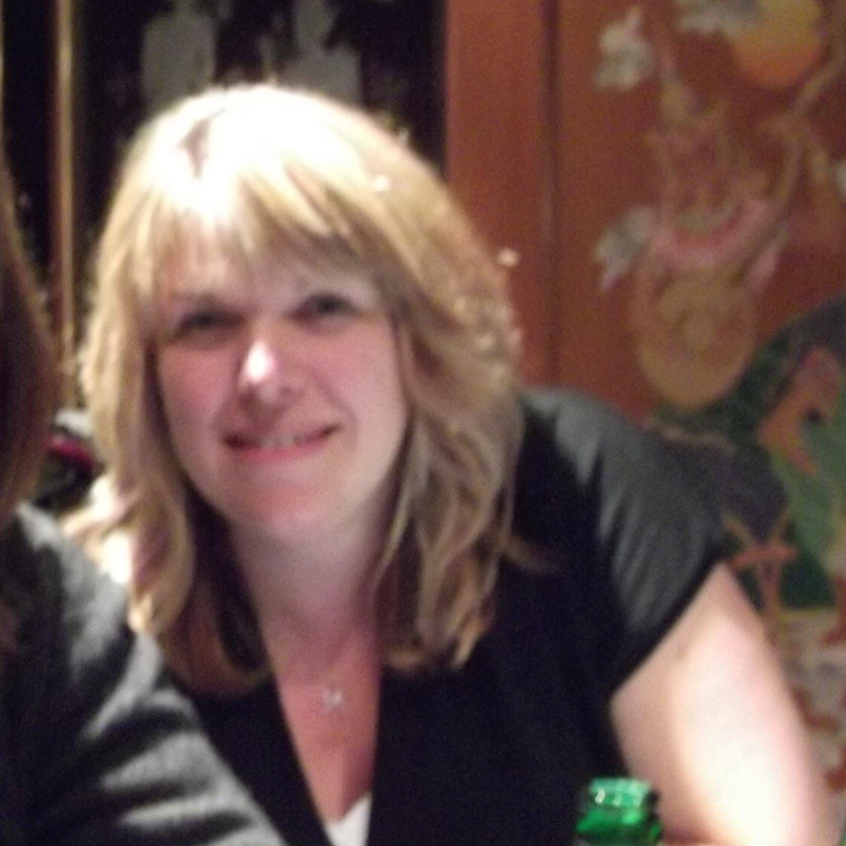 Lisa Clough – Medium