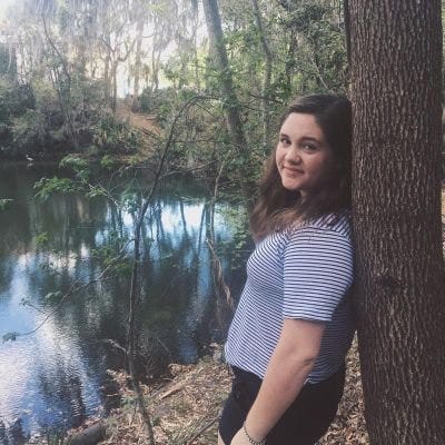 Ashley Rosser – Medium
