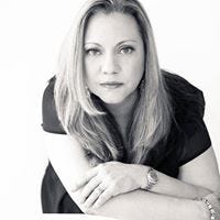 Amanda Clarke – Medium