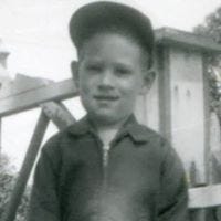 Robert Frawley – Medium