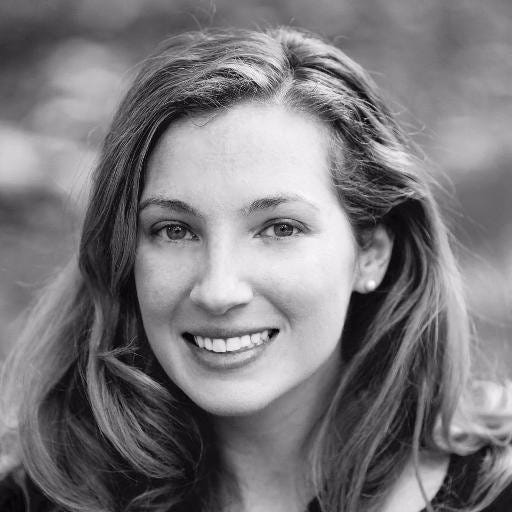 Lauri Moore – Medium