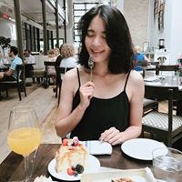 Pomi Chang – Medium