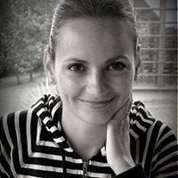 Csilla Tóth-Szabó – Medium