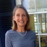 Leslie Nixon Sumner – Medium