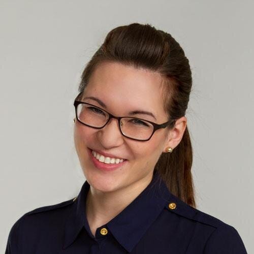 Stephanie Albert – Medium