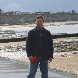 Alan Currie – Medium