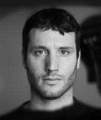 Thomas Ellis – Medium