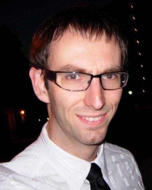 Peter Wiktorowski – Medium