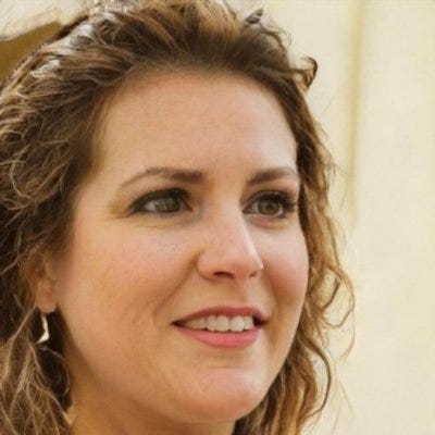Brenda Lenz – Medium