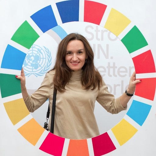 Ina Prisacaru – Medium