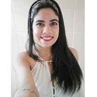 Lívia Marcelina – Medium