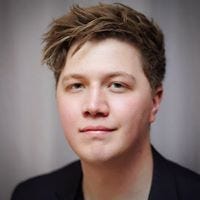 Andreas Friis – Medium